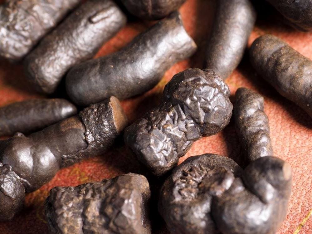 ★たっぷり200g入り！★光沢輝く褐鉄鉱の塊★エジプトの星・予言石★常軌を逸した変化！★マーカサイトからゲーサイトに変化した仮晶★プロフェ ...